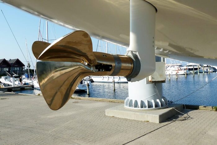 The Folding Propeller Idea - Marlin Yachting